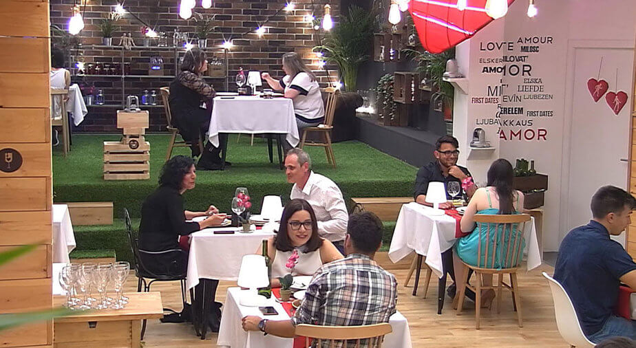 Dónde está el restaurante de FIRST DATES ¿ Existe o No Existe